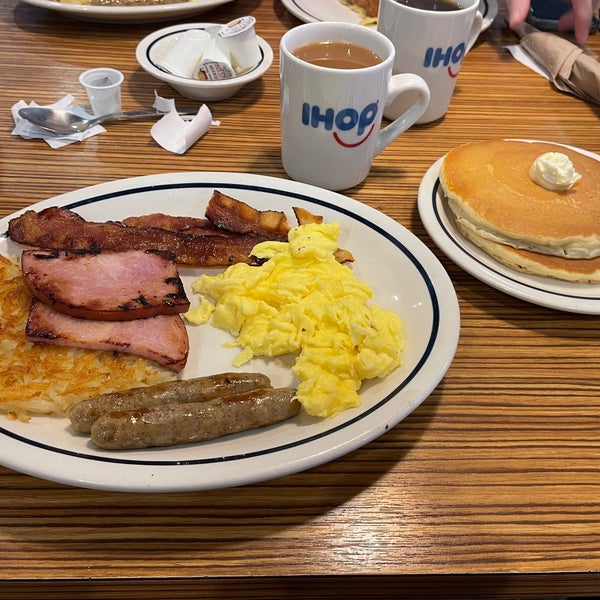 IHOP - 20 tips from 1268 visitors