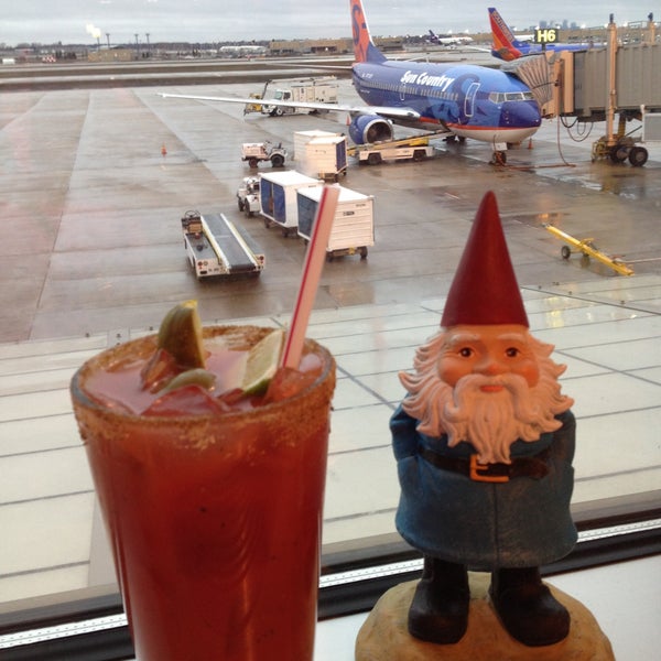 Granddaddy's Bar (Now Closed) - 7150 Humphrey Dr