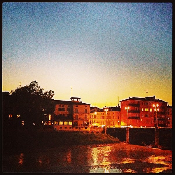 Ponte di Mezzo - Bridge in Parma
