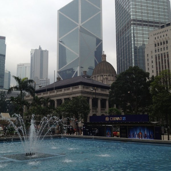 Statue Square - Plaza in Central