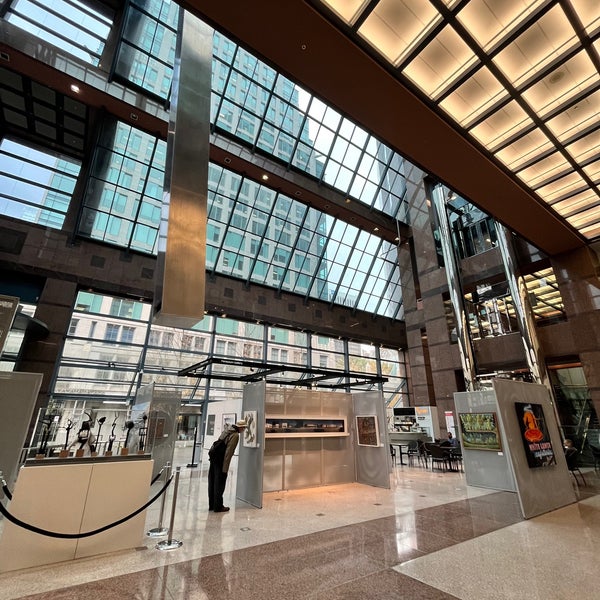 HSBC Building - Downtown Vancouver - Vancouver, BC