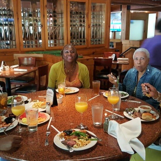 Photos at Freda's Seafood Grille - Seafood Restaurant in Austin
