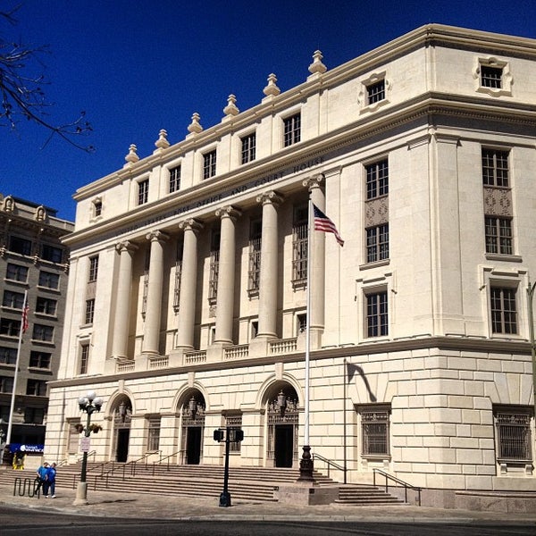 US Post Office & Government Building - Alamo Plaza - 1 tip