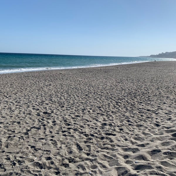Playa El Playazo - Nerja, Andalucía