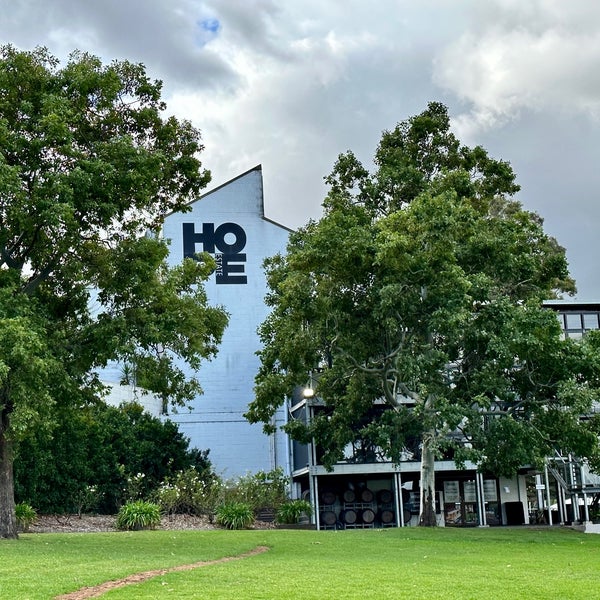 Hope Estate - 2213 Broke Rd