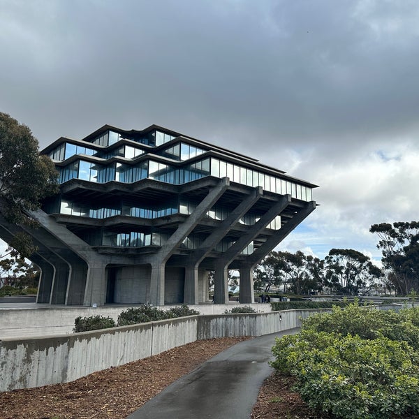 Geisel Library - College Library