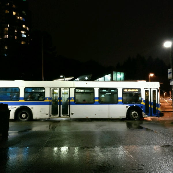 Edmonds Bus Loop - Bus Station in Burnaby