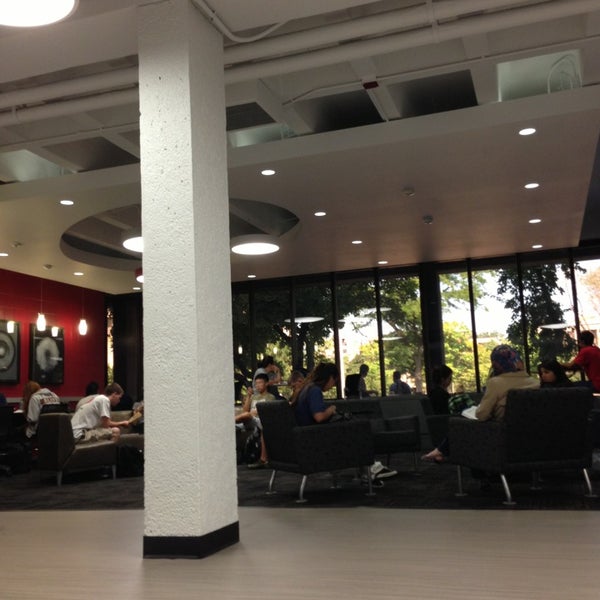 Photos at UIC - Stevenson Hall - University Village - Little Italy ...