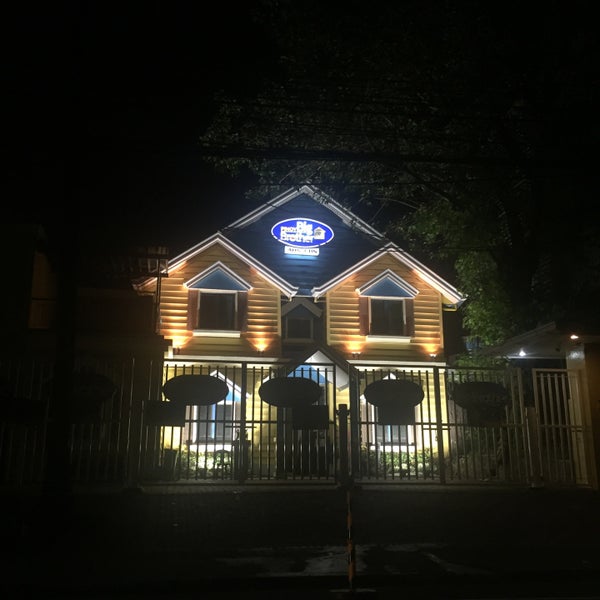 Photos at Pinoy Big Brother House - South Triangle - 6 tips from 469 ...