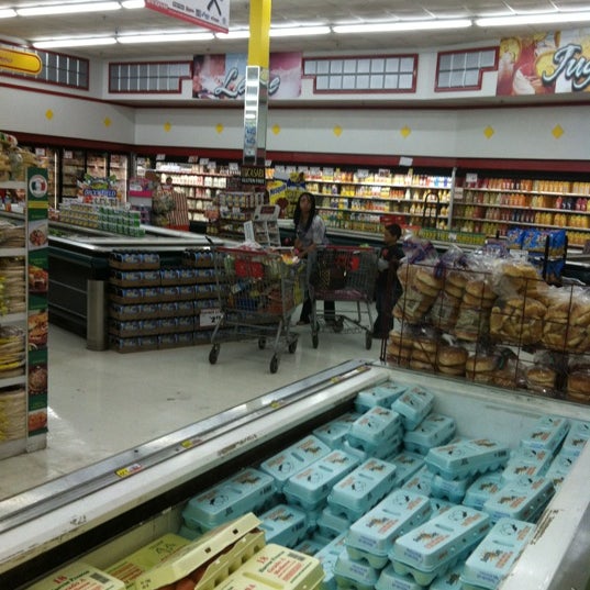 Econo - Grocery Store in Carolina