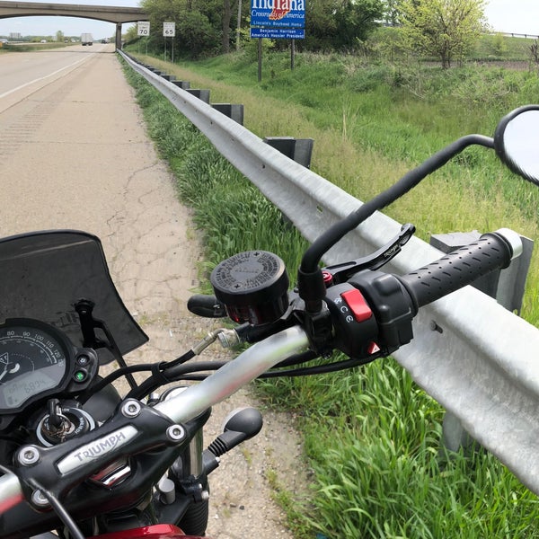 Illinois & Indiana State Line - Border Crossing in Danville