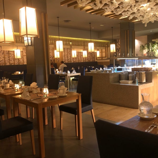 restaurant kazumi riu karambo