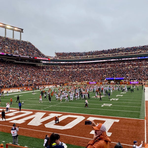 Darrell K Royal-Texas Memorial Stadium - University of Texas-Austin ...