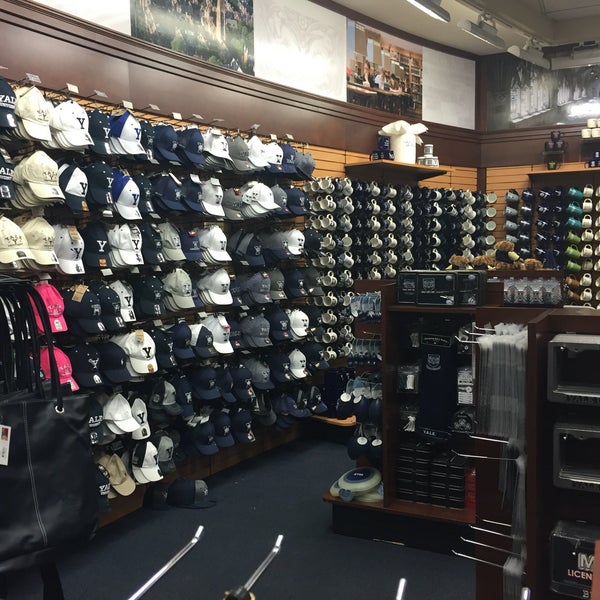 Photos at Yale University Bookstore - Downtown New Haven - 11 tips