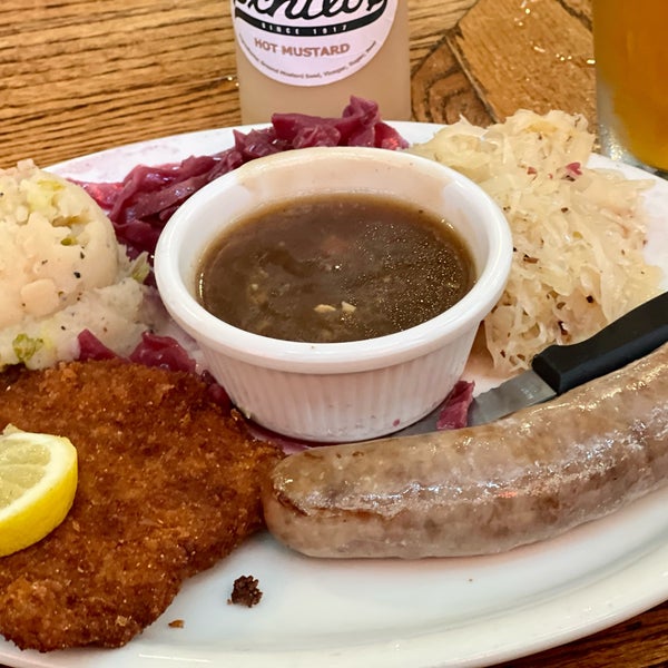 Schilo's Delicatessen - German Restaurant