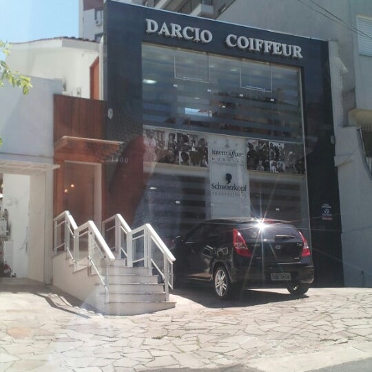 Darcio Coiffeur (Now Closed) - Hair Salon in Porto Alegre