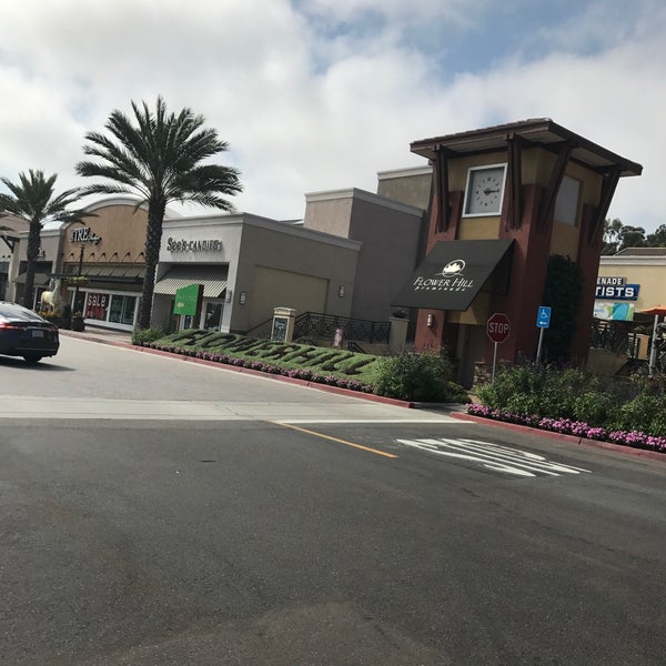 Flower Hill Promenade - Del Mar, CA