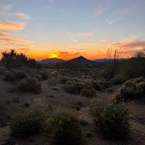 Apache Clubhouse - Desert Mountain - 1 tip from 105 visitors
