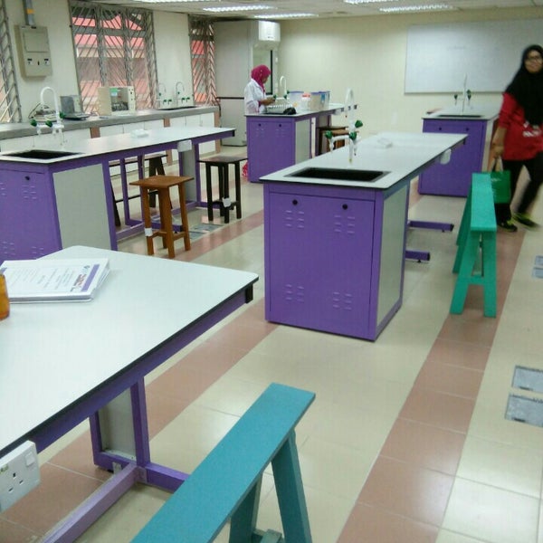 Makmal Alam Sekitar (Enviro Eng) - College Lab