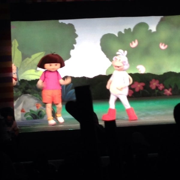 Dora The Explorer Live Show - Arts and Entertainment