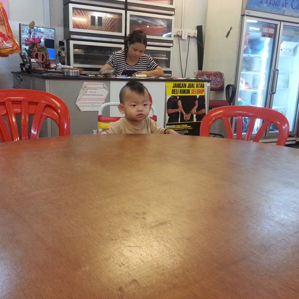 Photos at Thiam Seng Restaurant 添成海鲜饭店 - 11 tips