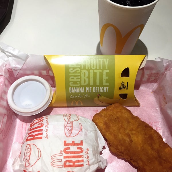 McDonald's - Pulang Lupa Uno, Las Piñas, Calabarzon - P Diego Cera Ave