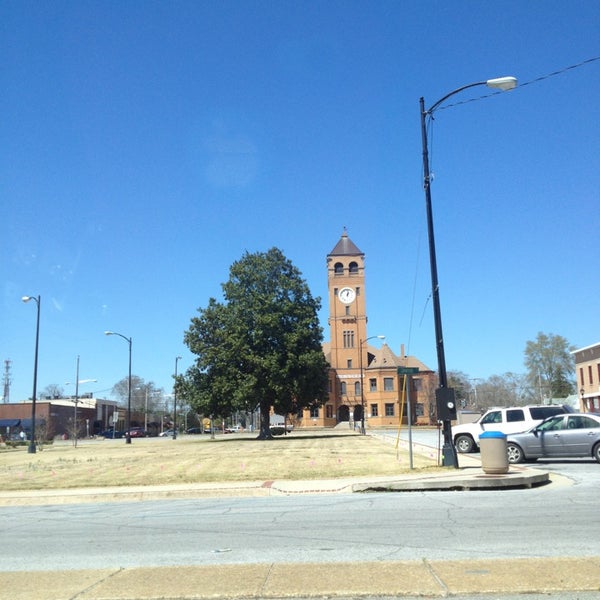 Downtown Tuskegee - Tuskegee, AL