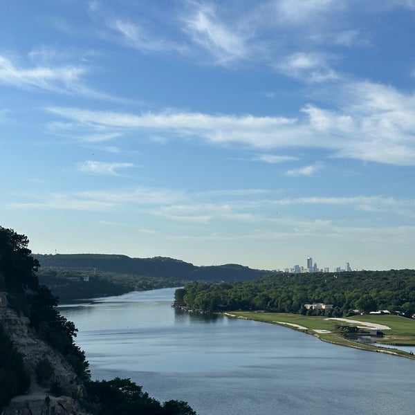 On A Rock (360 Cliff) - 10 tips from 681 visitors