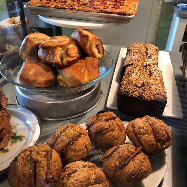 CrossRoads Food Shop - American Restaurant