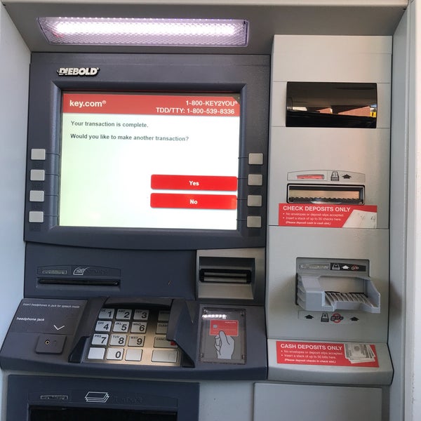 KeyBank - 1610 W Oak St