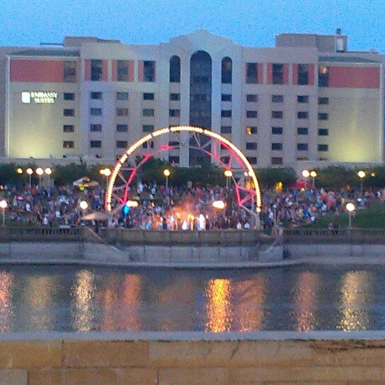 Simon Estes Amphitheater - East Village - Des Moines, IA