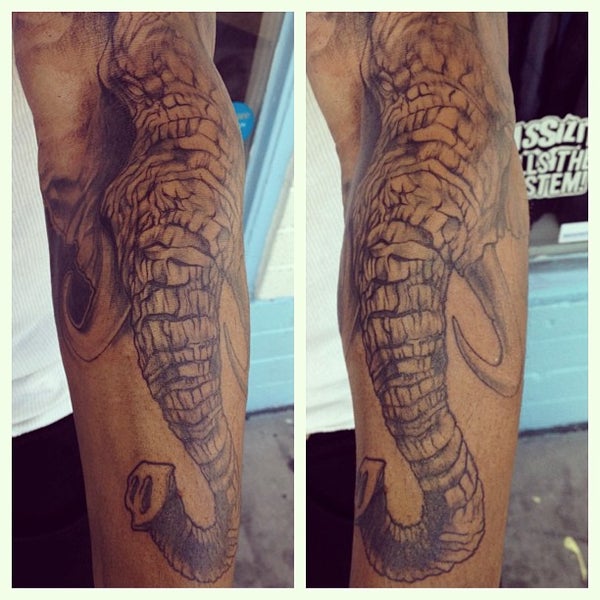 Photos at Black Spade Tattoo - Downtown Las Vegas - 2 tips