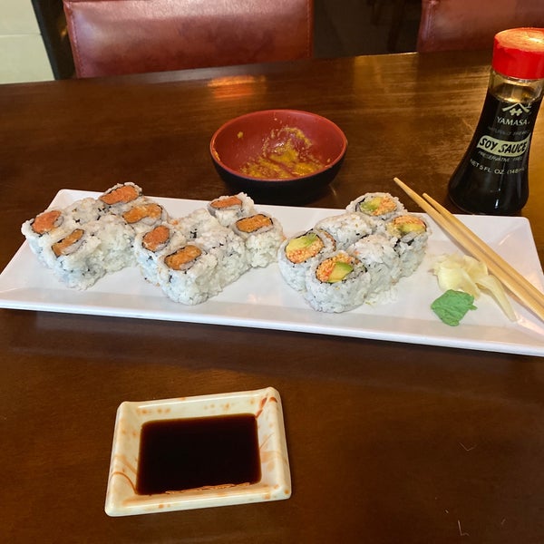 Hokkaido Sushi Bar - Downtown Norfolk - 14 tips from 309 visitors