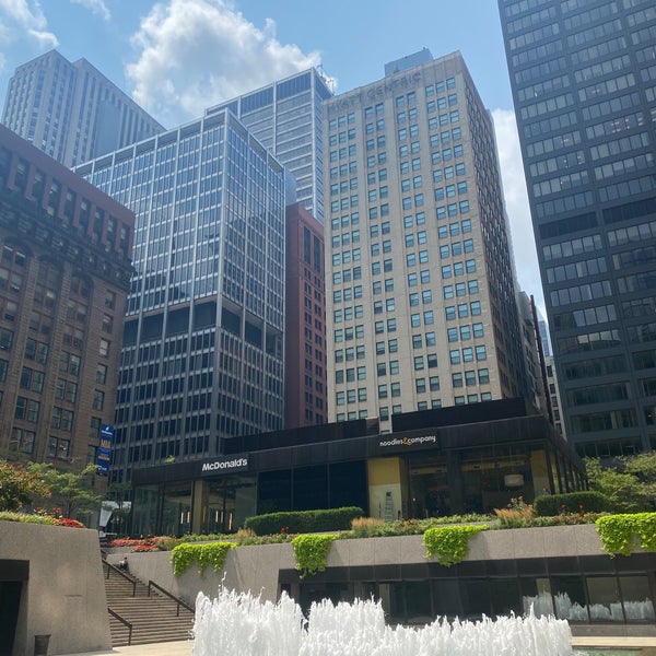 Exelon Plaza - The Loop - 10 S Dearborn St