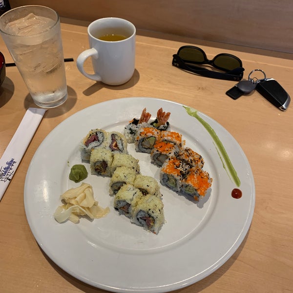 Samurai Blue Sushi And Sake Bar - Sushi Restaurant