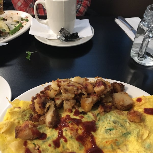 Ken's Corner Breakfast - Breakfast Spot in Glastonbury