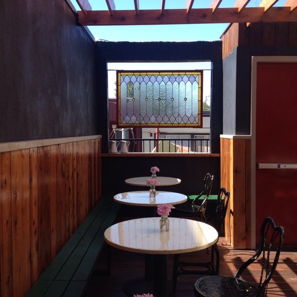 Photos at Salon de thé Cardinal / Cardinal Tea Room - Mile-End ...