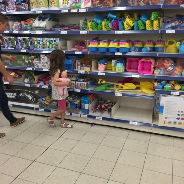 Action - Discount Store