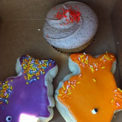 J.Rae's Bakery - 2357 N Maize Rd #105