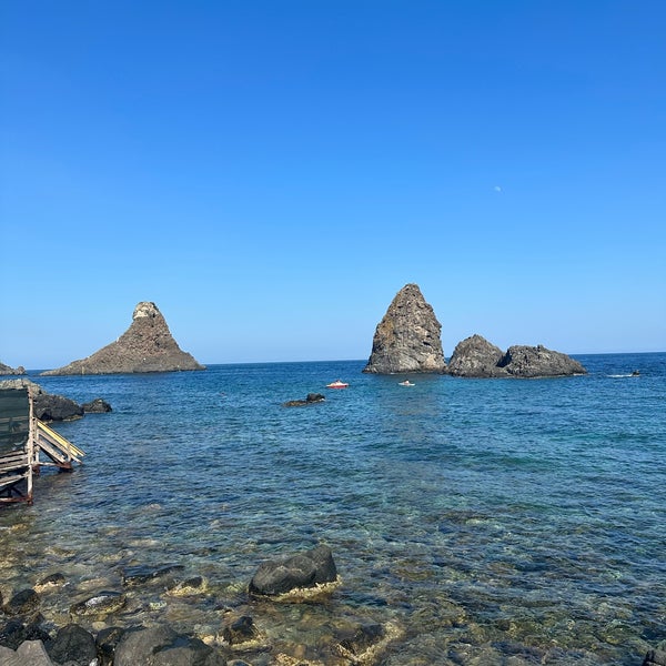 Porto di Acitrezza - Harbor or Marina