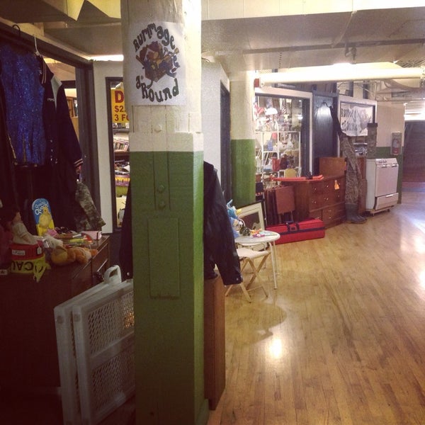 Rummage Around - Pike Place - 1 tip from 46 visitors