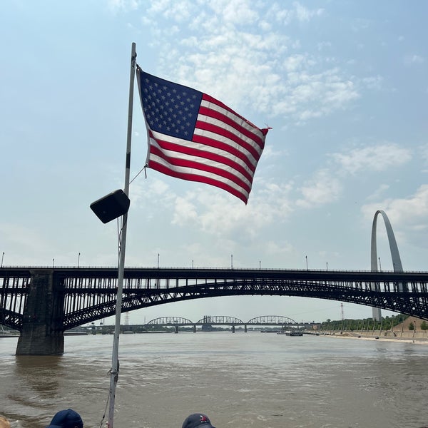 Martin Luther King Bridge - East Saint Louis - St. Louis, IL