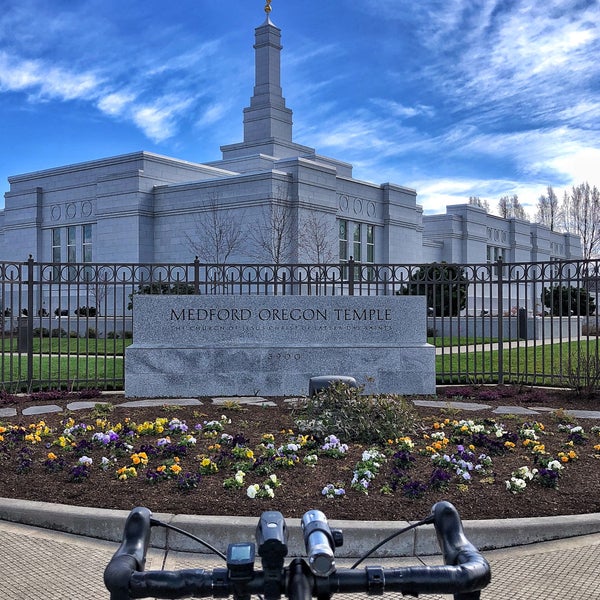 Medford Oregon Temple - 1 tip from 14 visitors