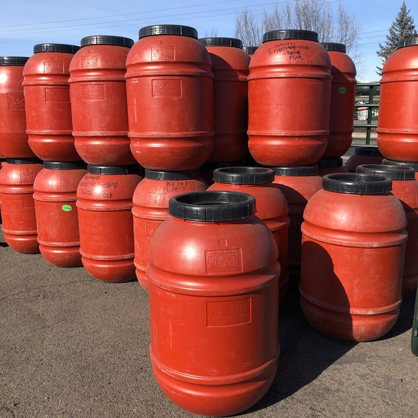 Big R - Hardware Store in White City