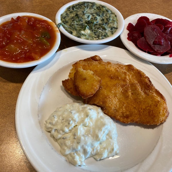 Miss Sheri's Cafeteria - St Louis, MO