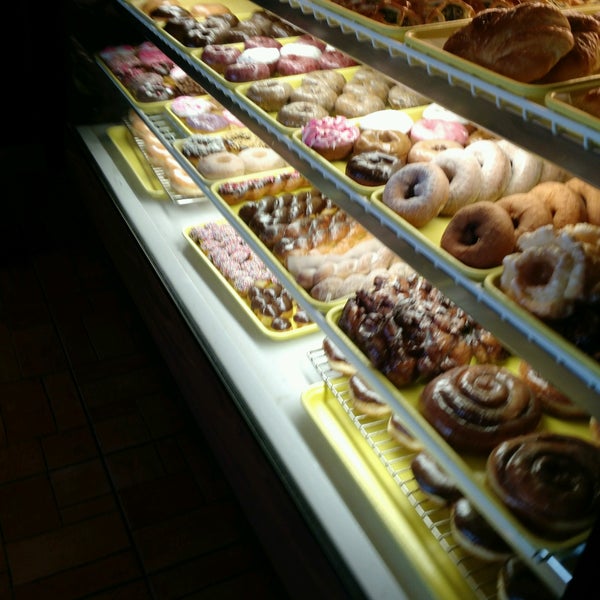 Donna's Donuts - 5801 Golden Triangle Blvd