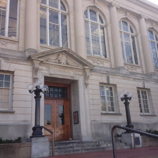 Ellis Library - University of Missouri - 1020 Lowry St