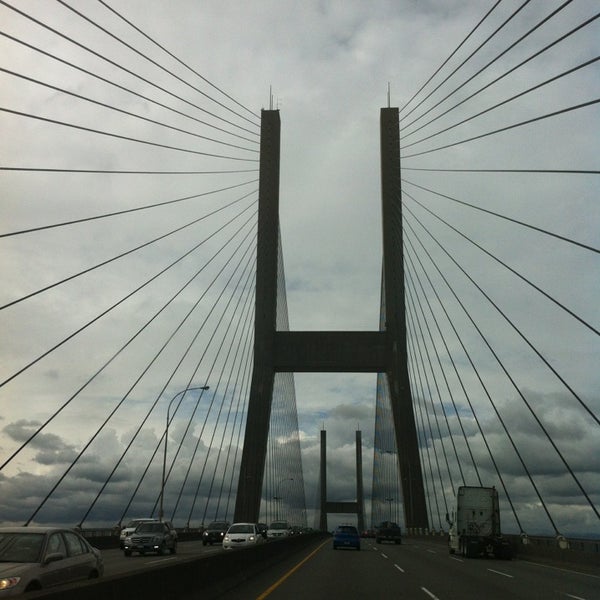 Alex Fraser Bridge - Bridge in Delta