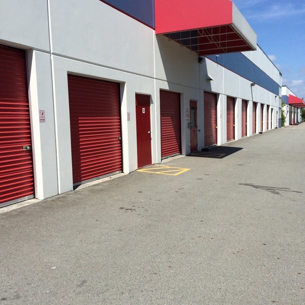 White Rock U-Lock Mini Storage - South Surrey - 14 visitors