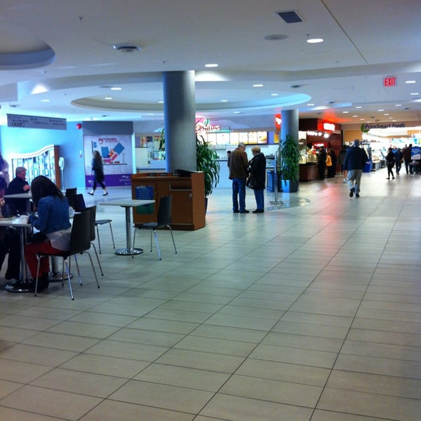 Photos at Semiahmoo Shopping Centre - South Surrey - 8 tips